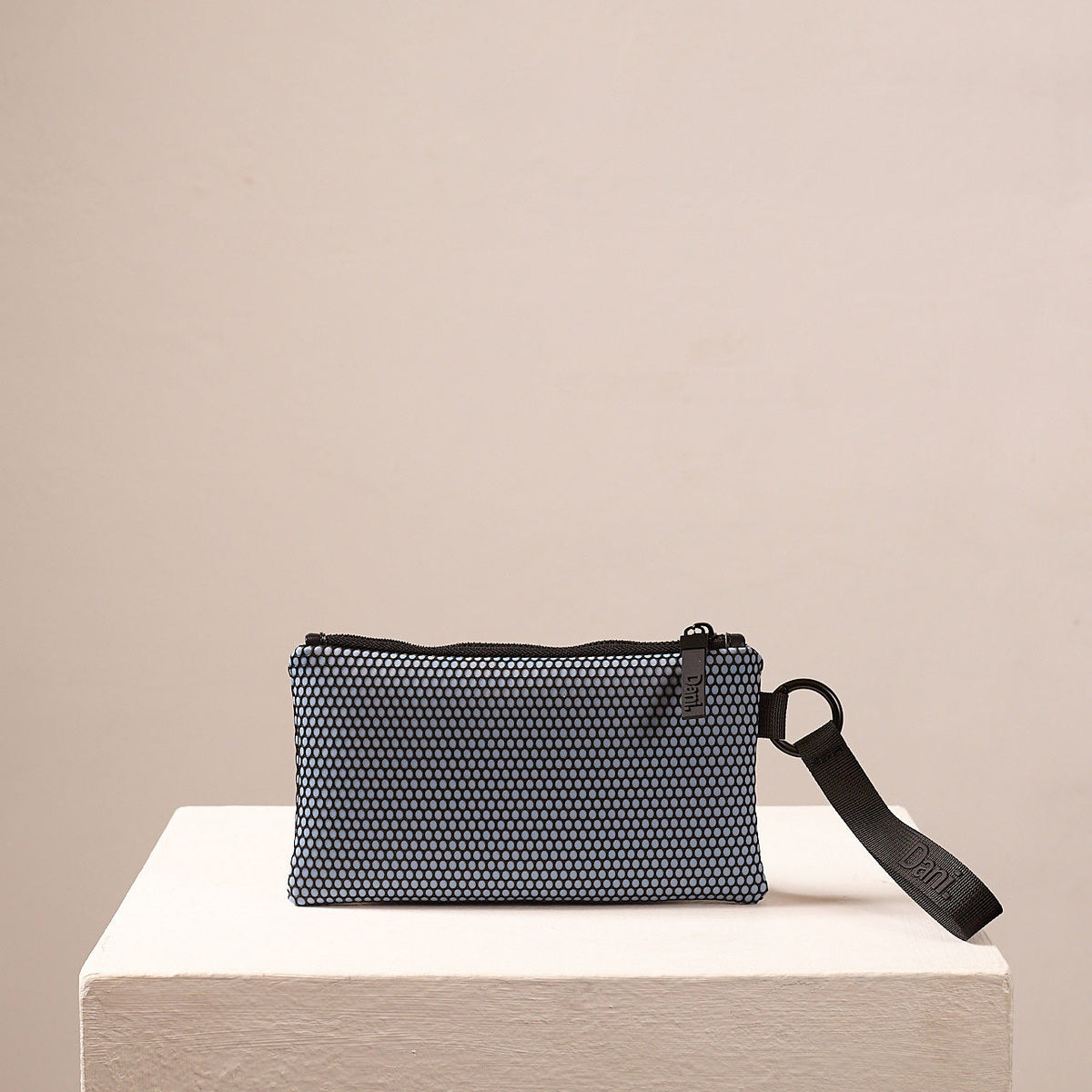 Bonnie Case – Daniella Lehavi